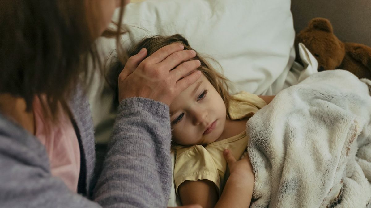 Key differences between adenovirus and 'super flu' - as cases for both ...