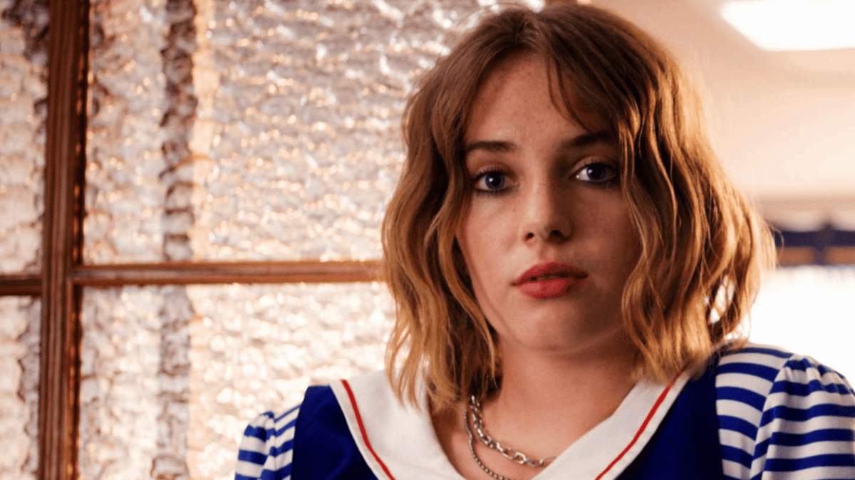 Stranger Things fans stunned after realising who Maya Hawke’s parents are