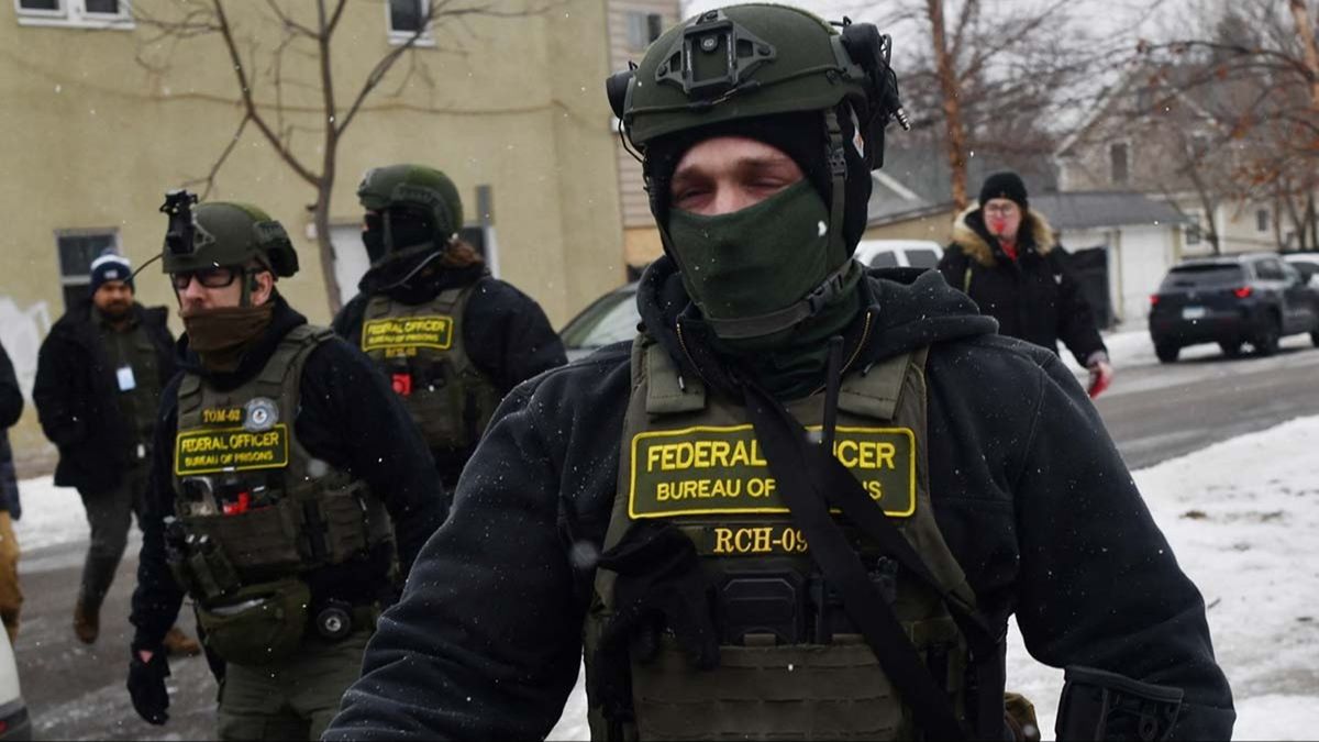 ICE agents ate at Mexican restaurant in small town then returned hours ...