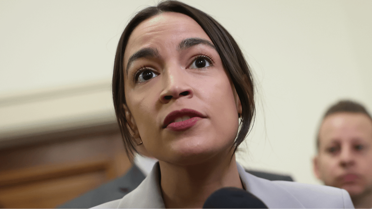 AOC issues brutal response after Trump challenges her to 'cognitive ...