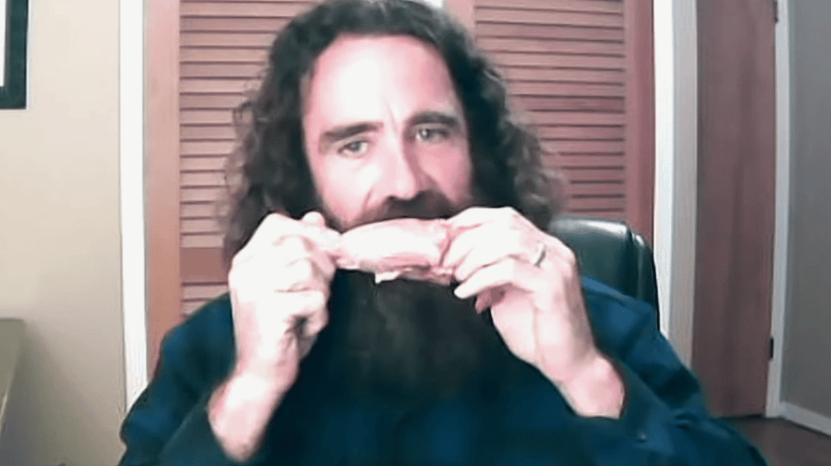 Man who only eats raw meat despite doctors warnings reveals strange ...