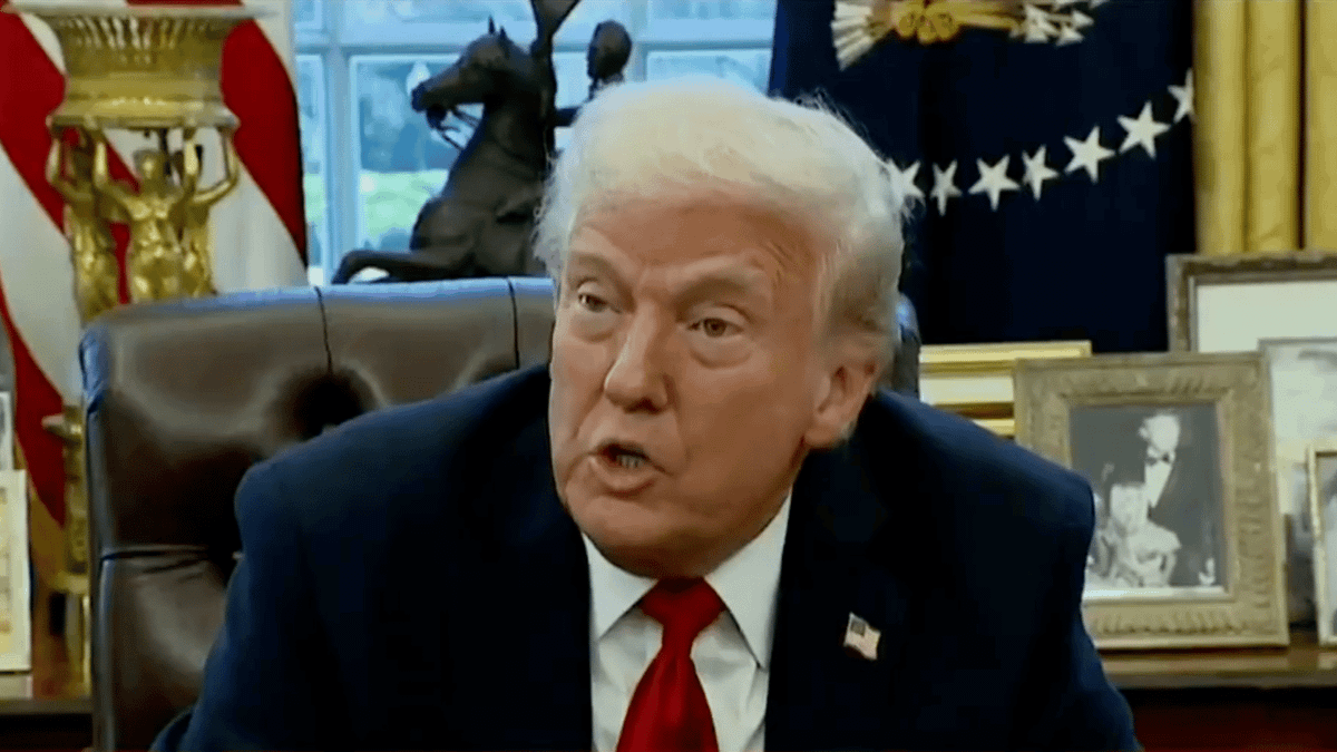 Donald Trump gives bizarre response when asked about four US Army ...