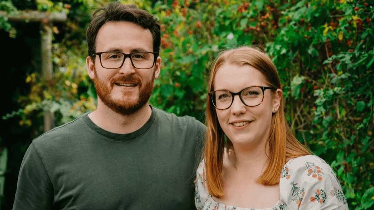 Woman who found husband collapsed in bathroom reveals one skill that ...