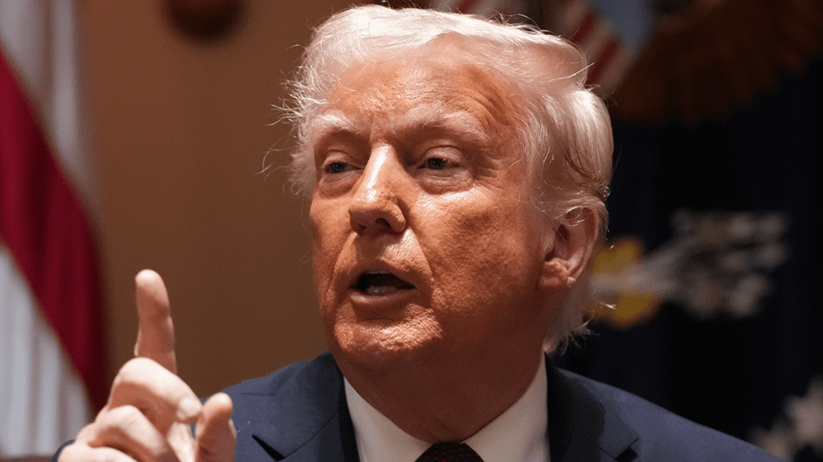 Signal warning Pentagon sent to staffers revealed after Trump ...