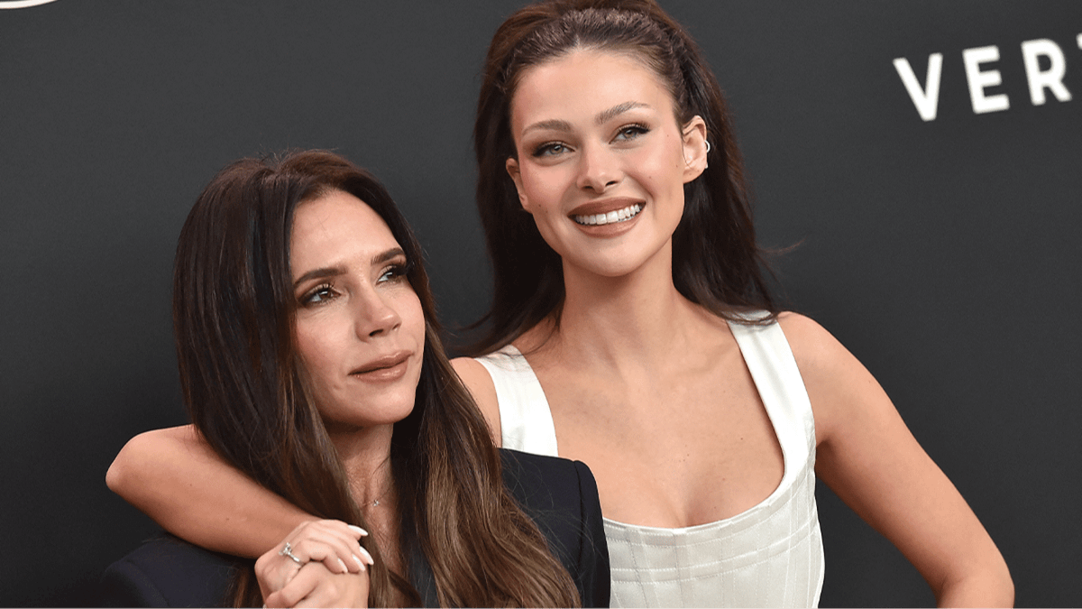 People shocked after discovering old Victoria Beckham tweet about ...