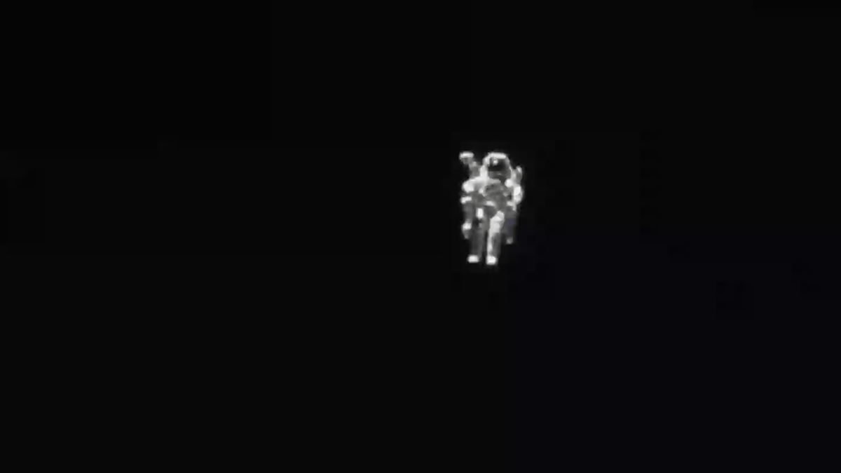 Story behind one of the 'most terrifying photos' ever taken in space is ...