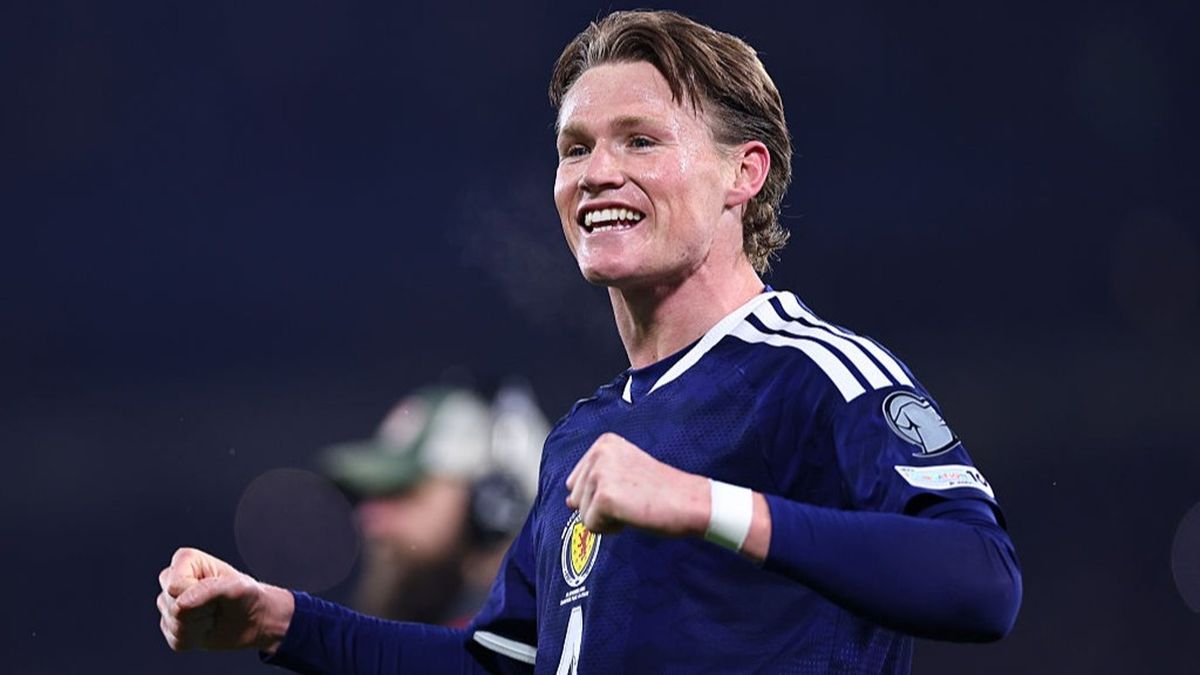 Scott McTominay Tipped For Transfer Hours After Taking Scotland To ...
