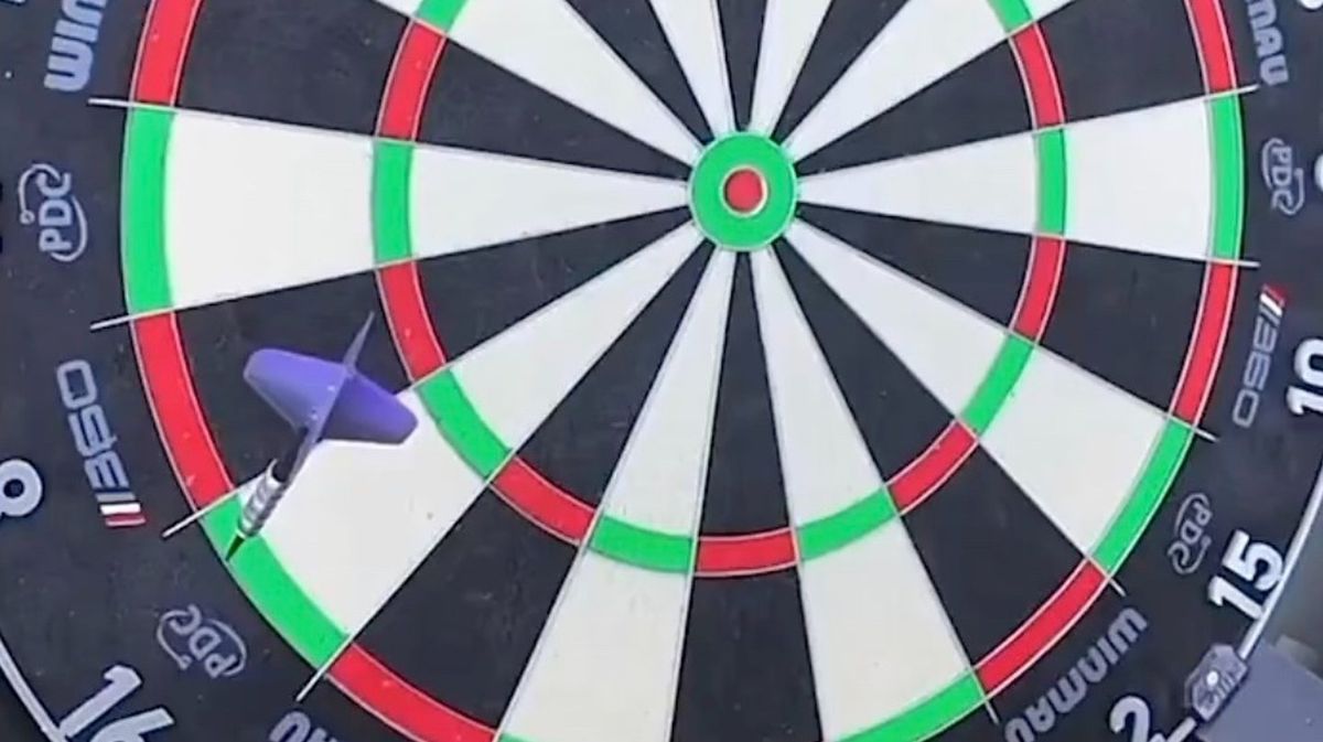 Darts Player Hits One-in-a-Million Checkout Shot As PDC Official ...