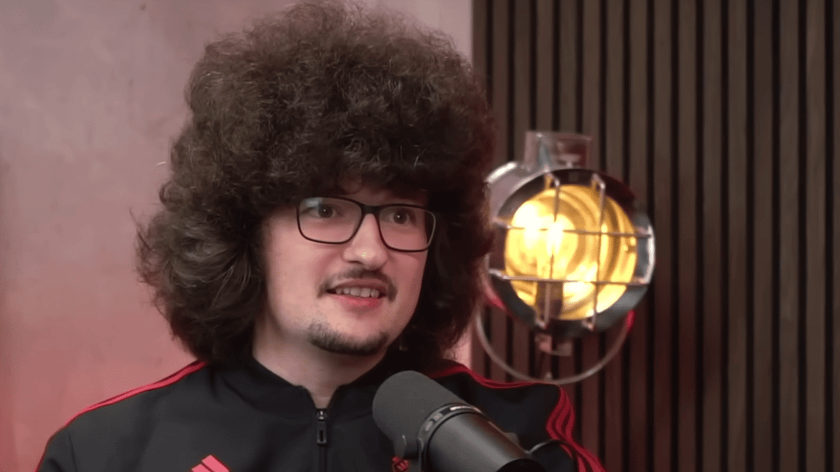 Man Utd Fan Who Won't Cut Hair Reveals What Caused Attack From Fellow ...