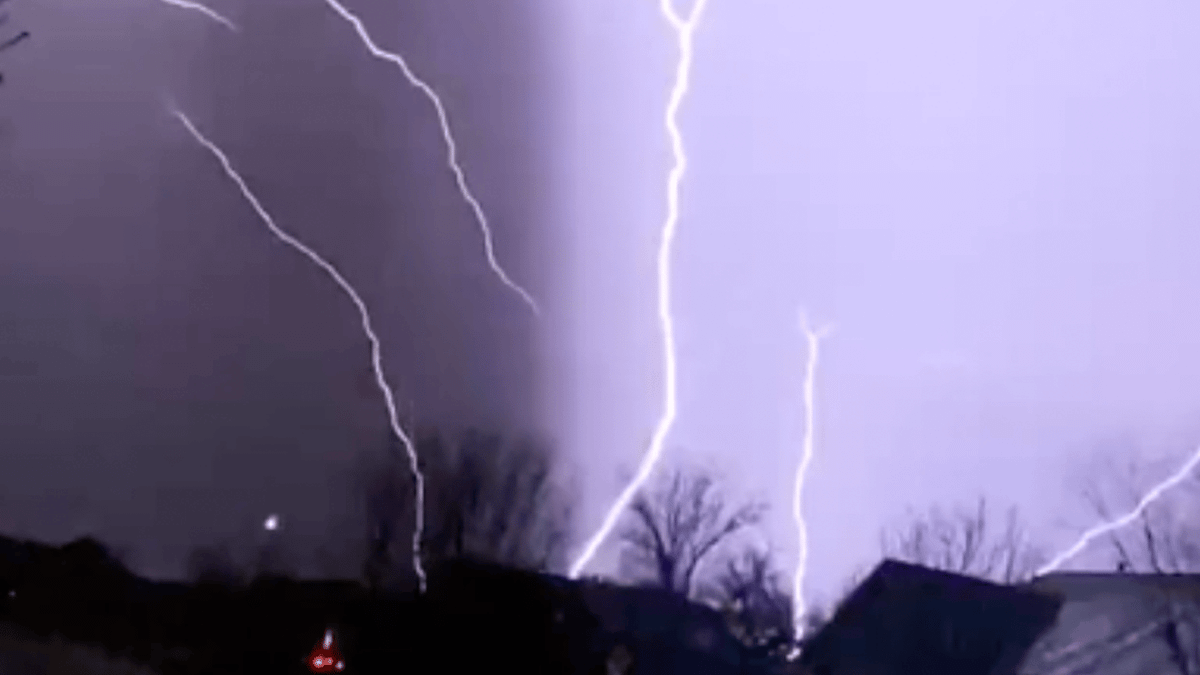Slow motion footage of 'most insane strike of lightning' caught on ...