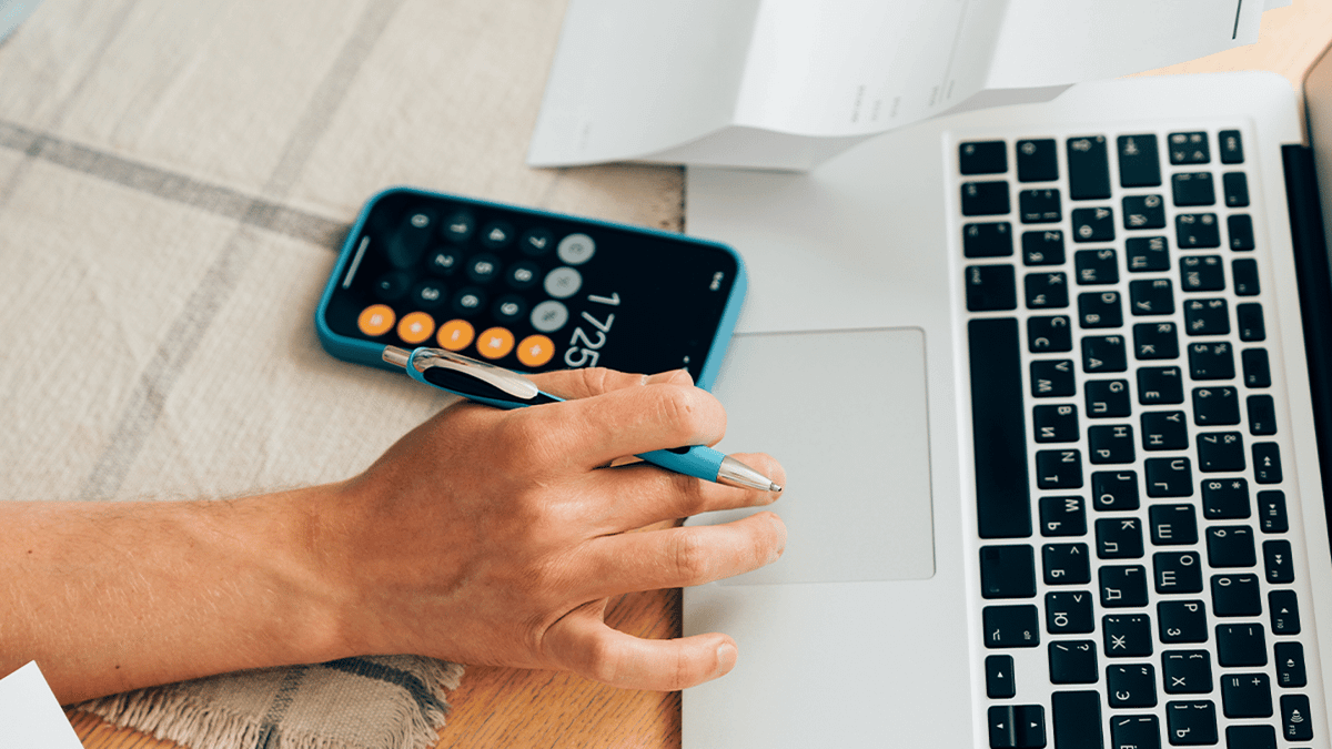 Latest iPhone update finally fixes annoying Calculator problem that ...