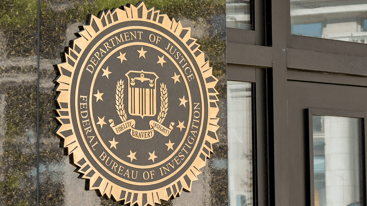 FBI issues fresh warning after iPhone and Android users are 'bombarded ...