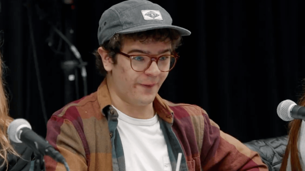 Netflix Release Stranger Things Vol 1 Table Read Twist, We're All Gaten ...