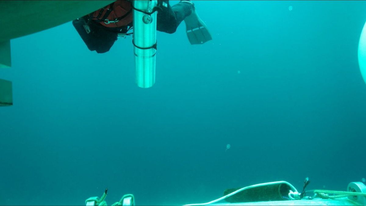 Eerie images recovered from wreckage of OceanGate Titan sub give ...