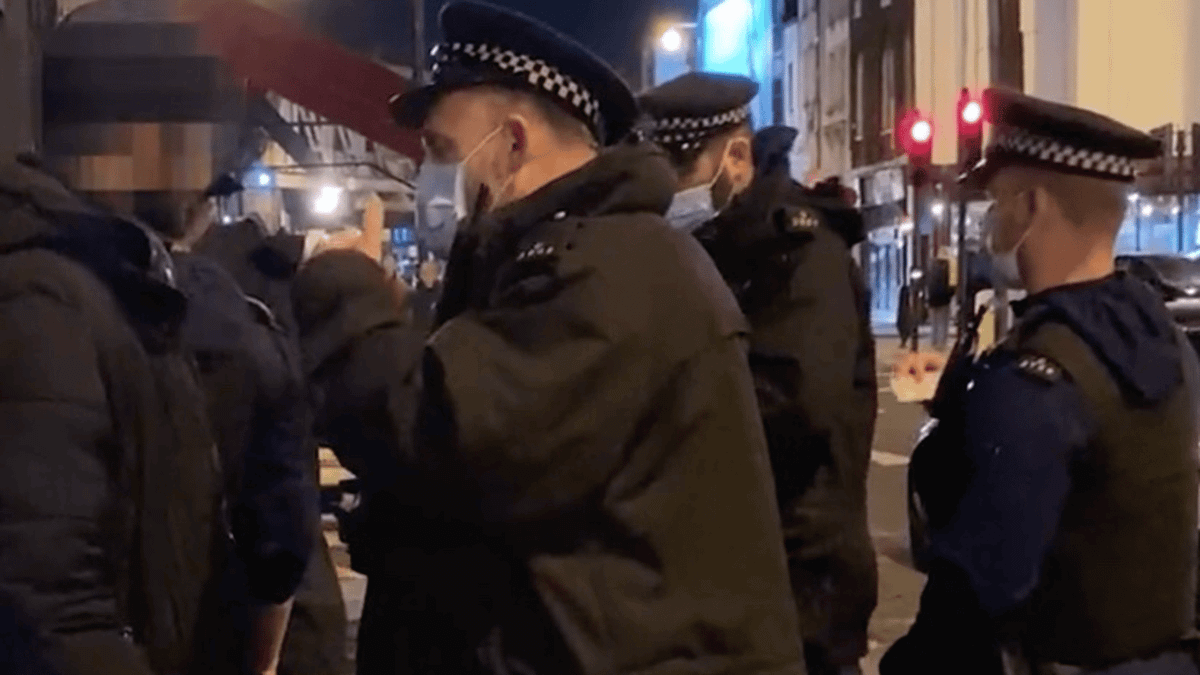 Police In London Take To Streets To Randomly Drug Swab People - News ...