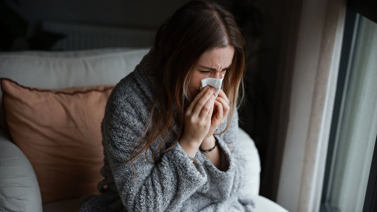 Simple blocked nose trick proven to reduce length of colds by two days