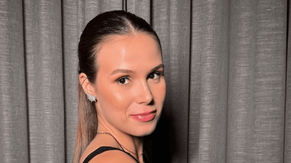 Woman who refused to give up window seat for crying child says she’s ...