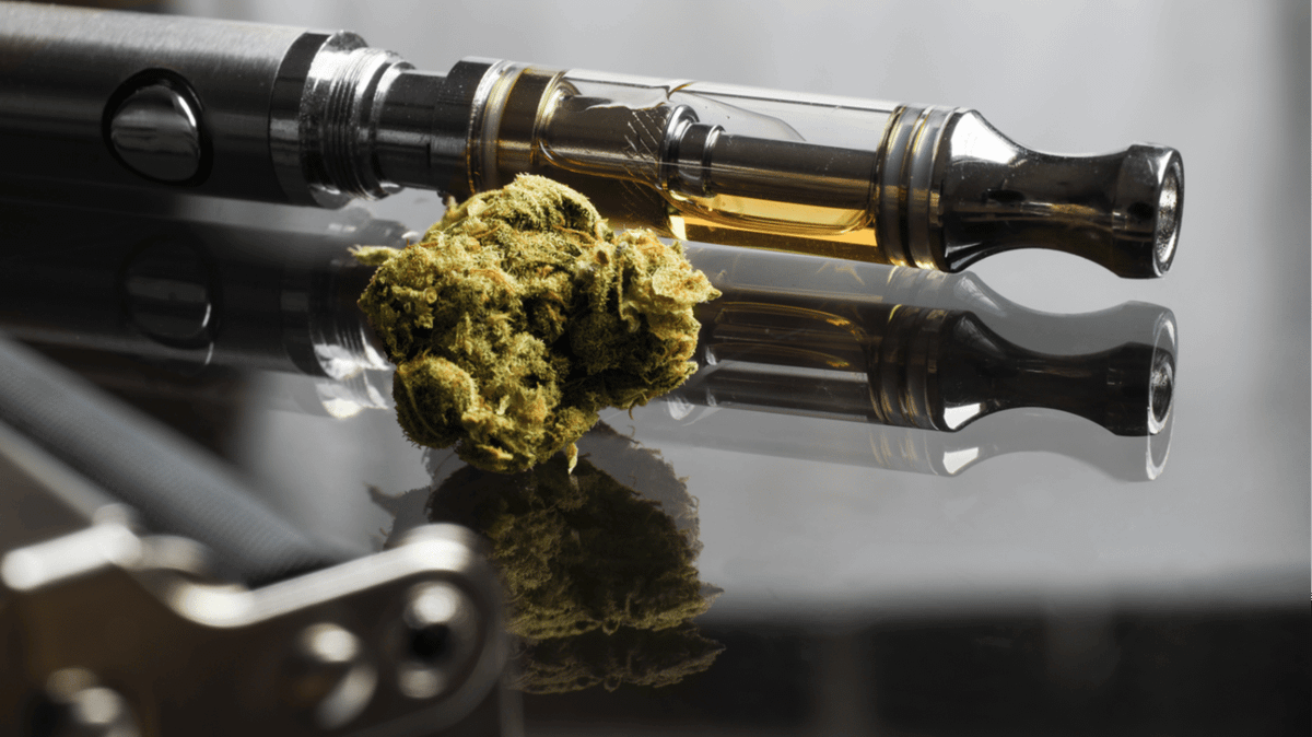 'Vaping to blame' for rise in 'scromiting' side effect for cannabis smokers