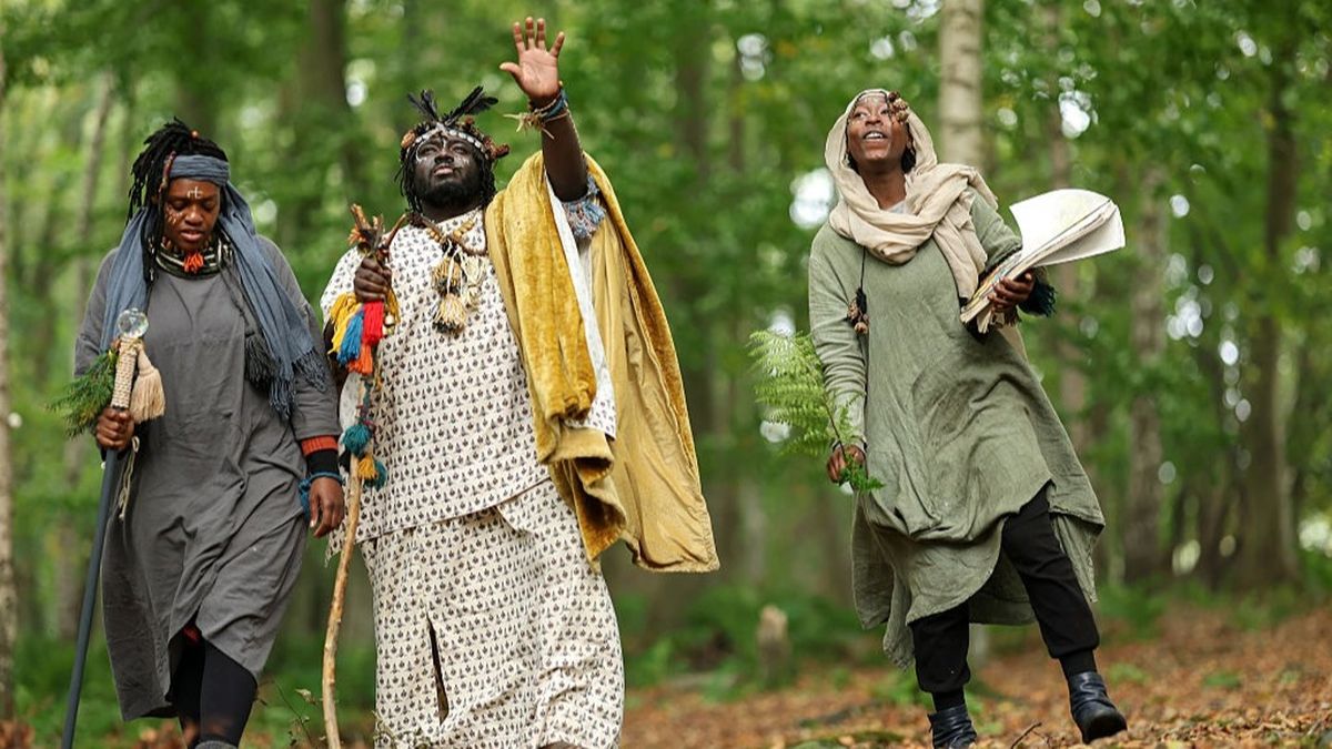 'African tribe' living in woods have bizarre response when asked why ...
