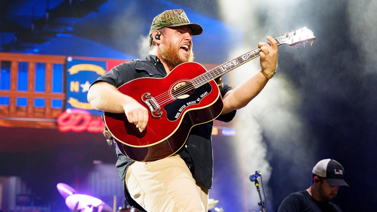 Luke Combs VIP tickets for Wembley show are currently just £159
