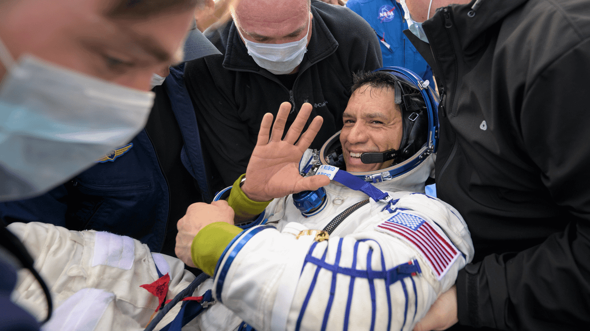 Astronaut who spent over a year in space had major changes to his body ...